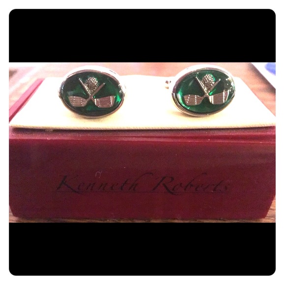 Kenneth Roberts | Accessories | Sold Out | Poshmark